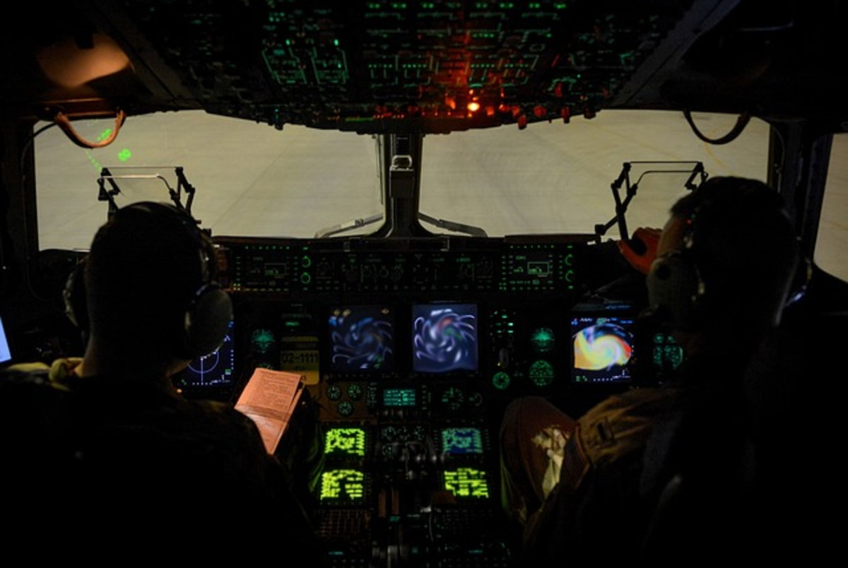 Por qué los aviones tienen dos timones y para qué sirven