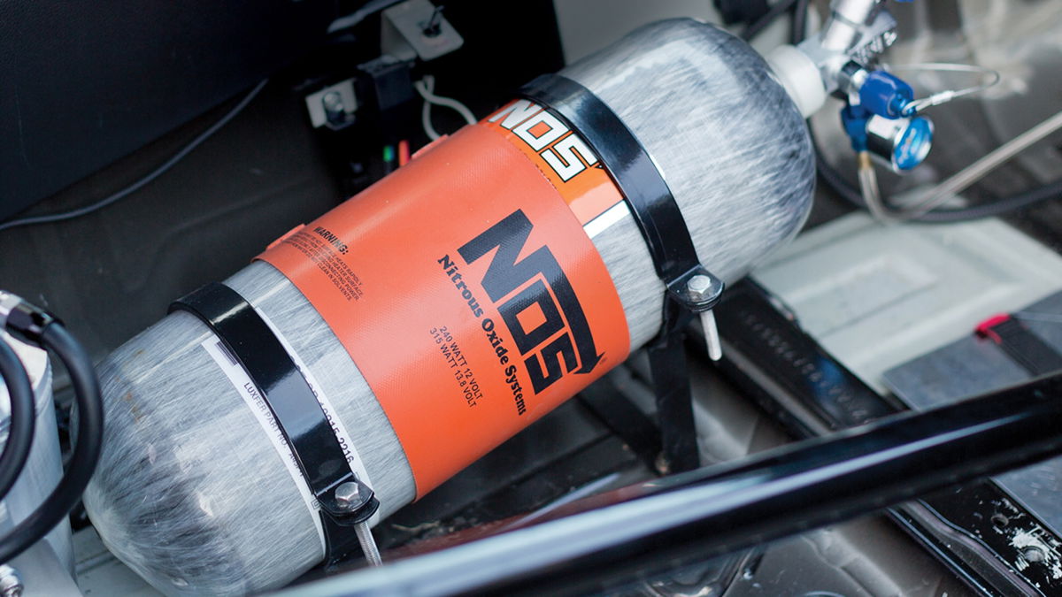 Qué es y cómo funciona exactamente el nitro de un coche
