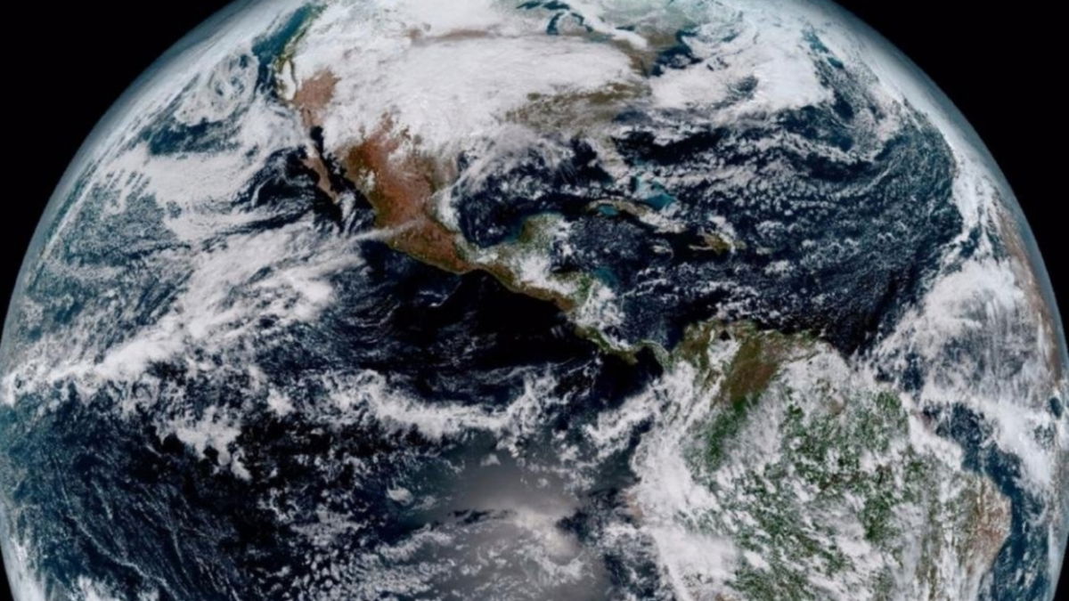 La NASA comparte la foto más nítida que se ha visto hasta hoy del planeta Tierra