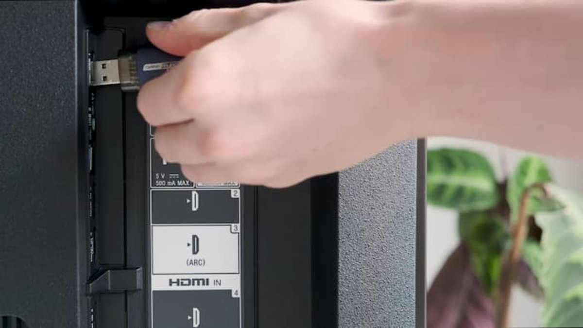Cómo conectar un disco duro a una Smart TV y qué puedes hacer con él